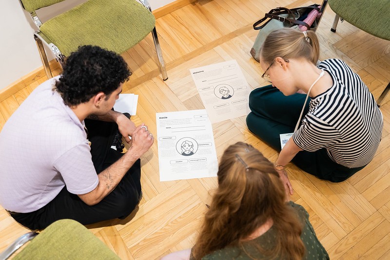 INTRACOMP: intercultural and transcultural competence through ...